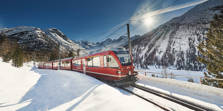 Glacier Express in Winter Train Tour